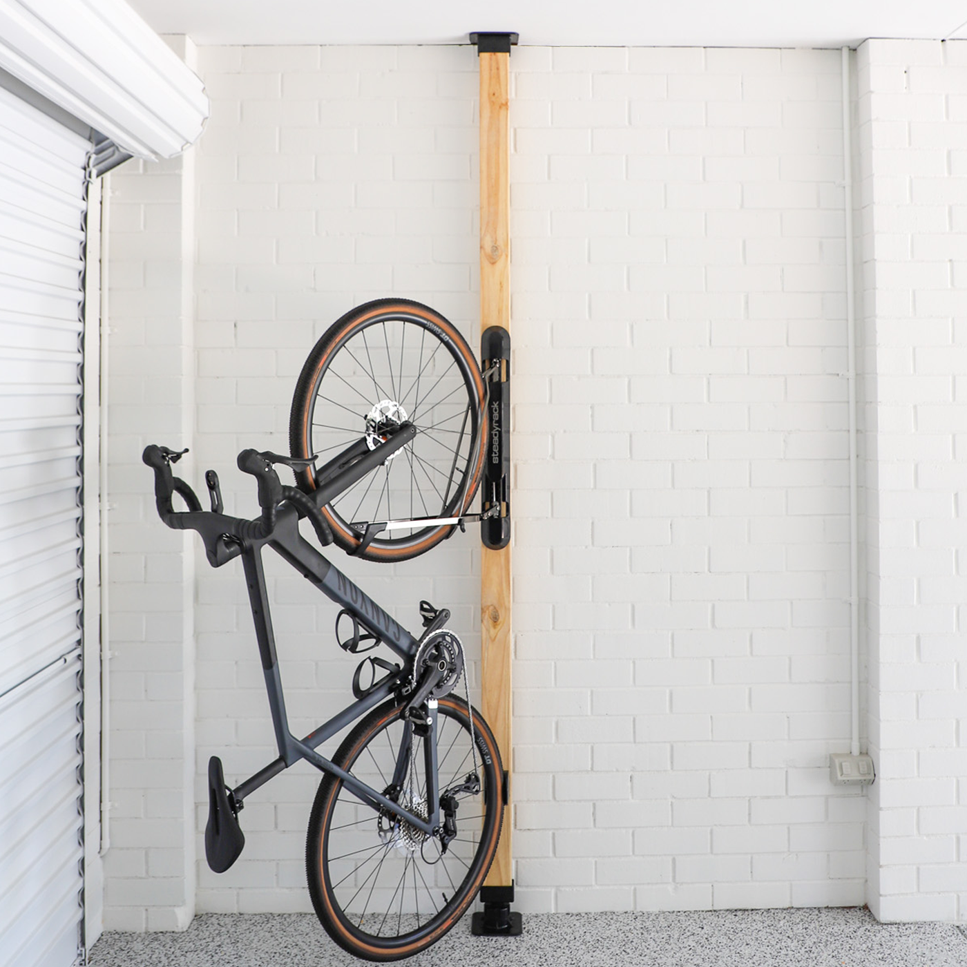 Portable Post Brackets – Steadyrack NA